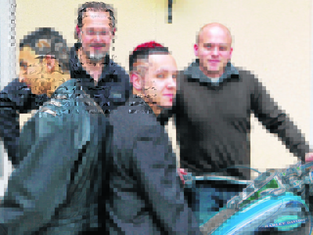 Er verwandelt Haare in Kunstwerke - Gailtal