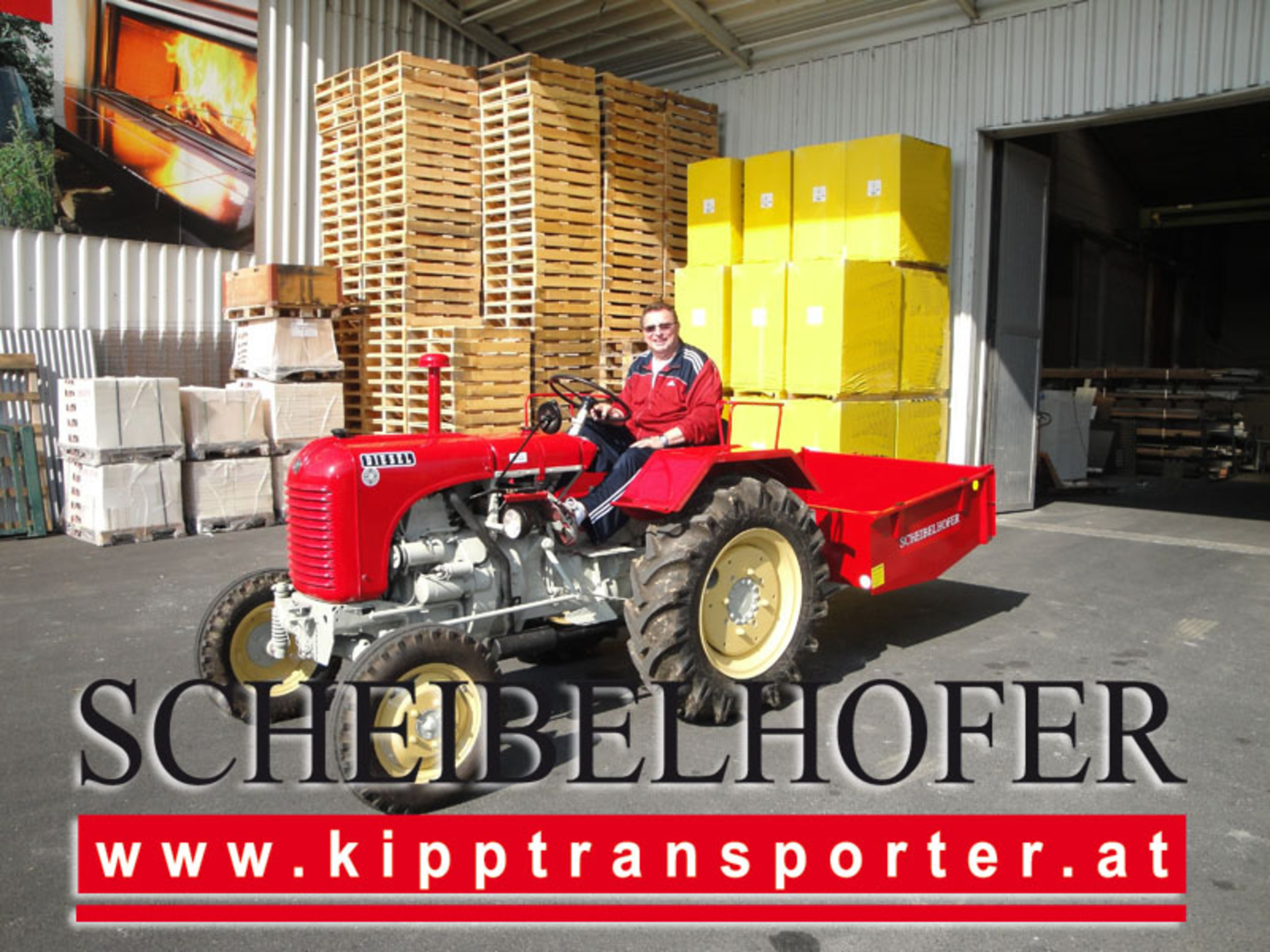 Steyr Oldtimer Traktor (T84 Baujahr 1960) Ton in Ton mit einem ...