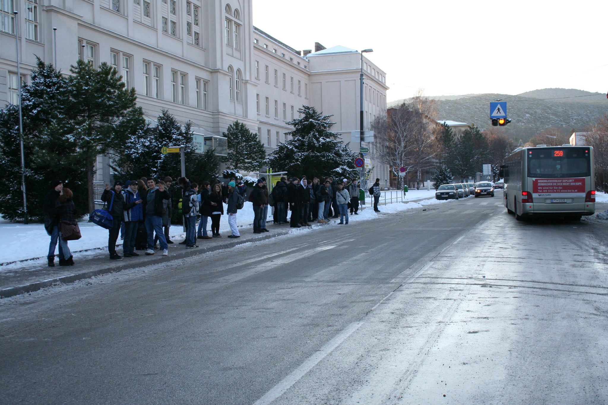 Schulbusgipfel in der HTL - Mödling
