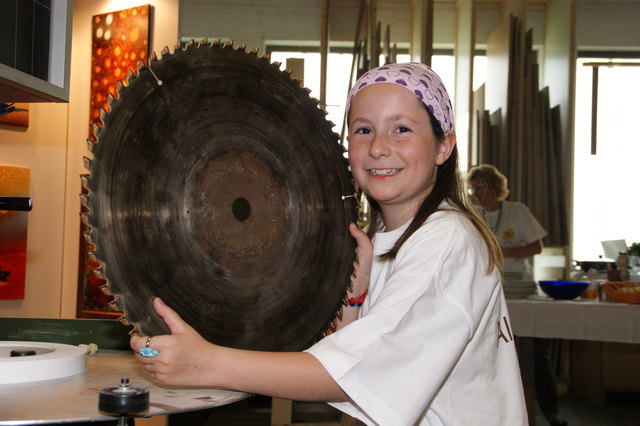 Laura Fuchs präsentiert in der zweiten Traismaurer Wirtschaftsnacht ...