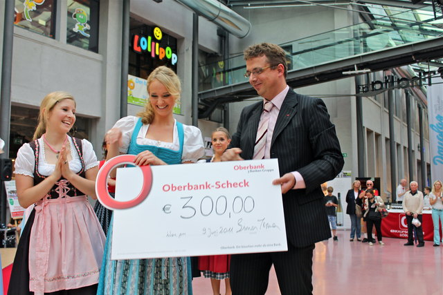 Döblings Weinprinzessin heißt Lisa - Alsergrund