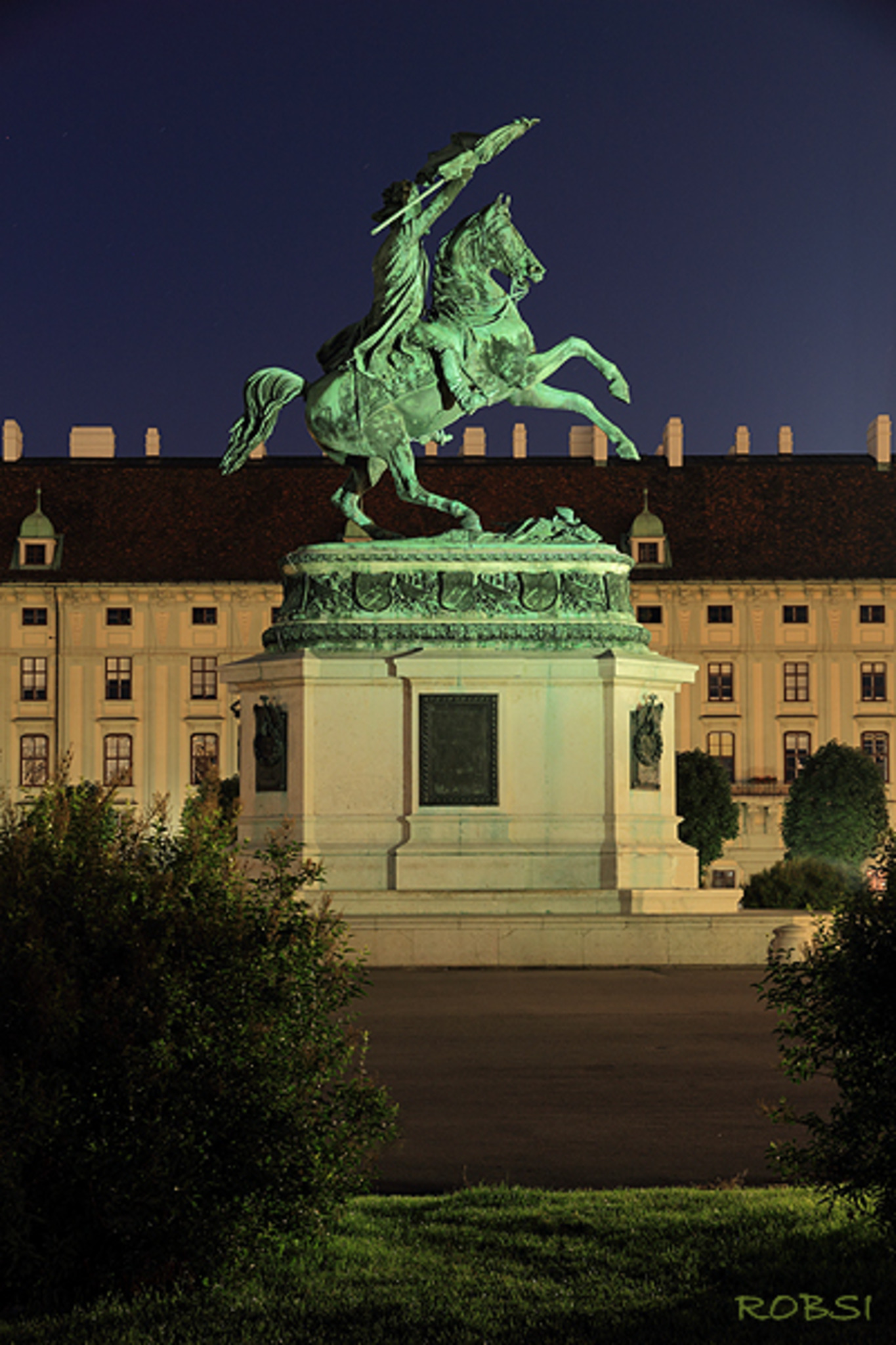 Heldenplatz bei Hofburg - Innere Stadt