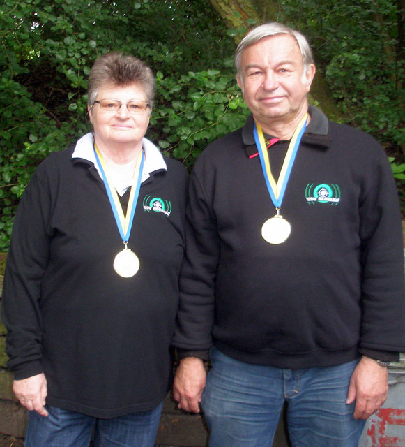 Ehepaar Strasser dominierte - Steinfeld