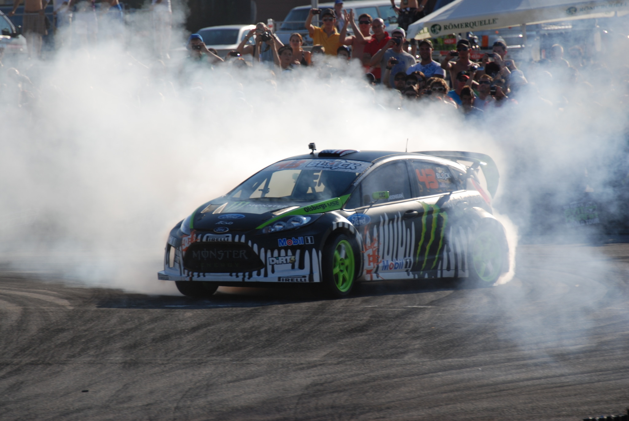 Ken Block Gymkhana World Tour 2011 in Vösendorf - Neunkirchen