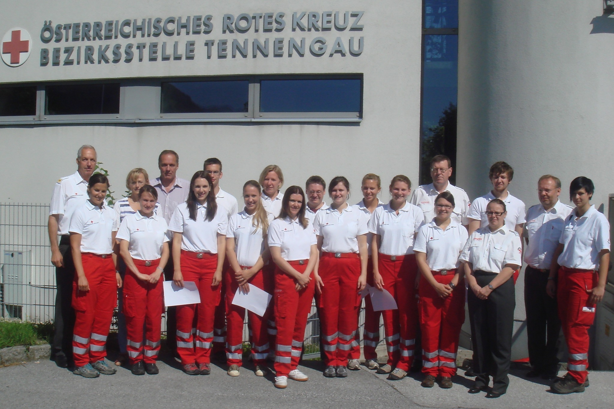 Rotes Kreuz: Erfolgreiche Rettungssanitäterprüfung - Tennengau