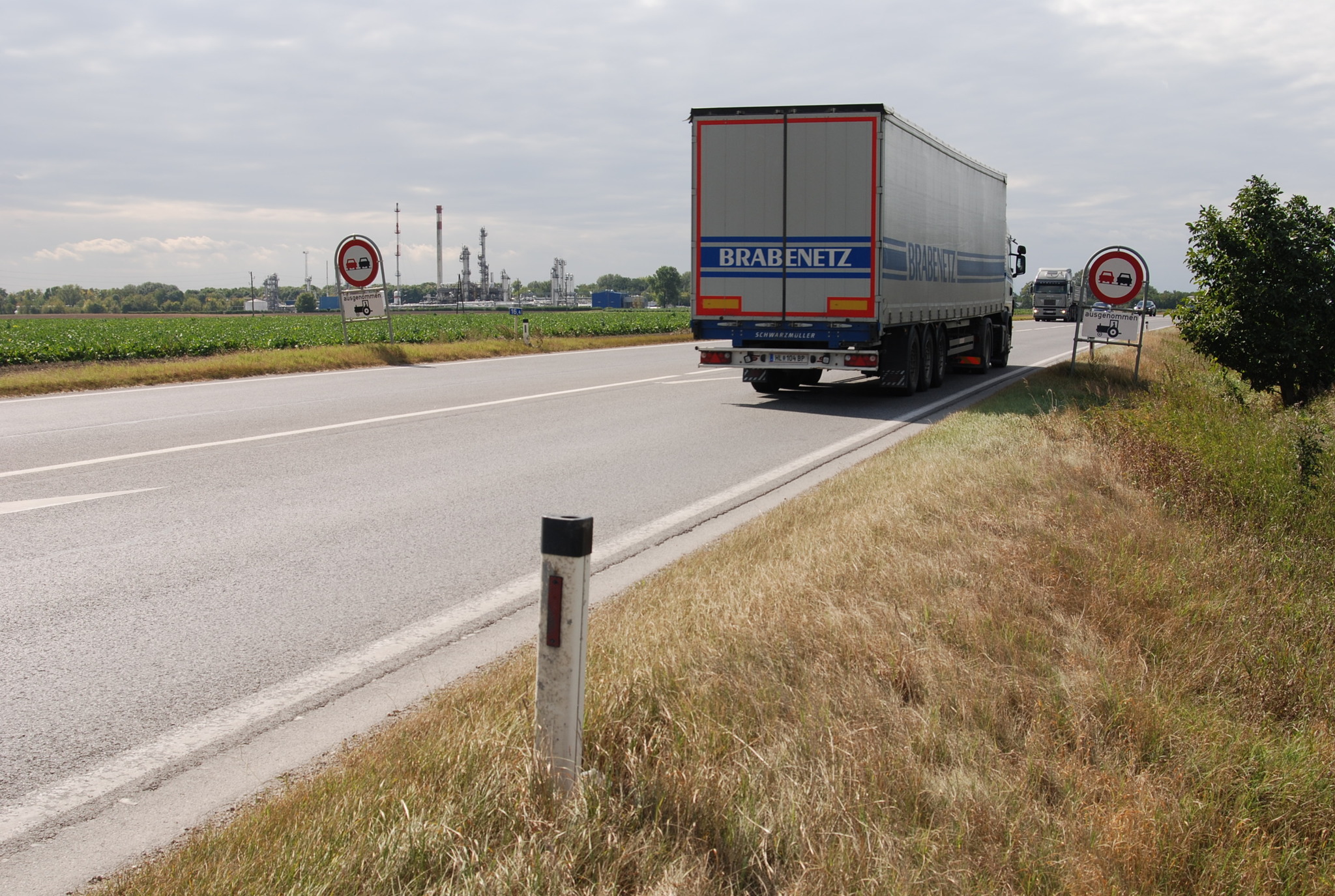 Der Schilderwald hat bald ein Ende - Gänserndorf