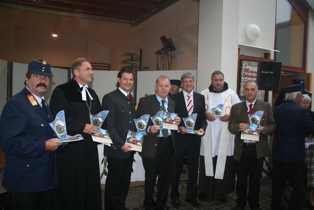 LHStv. Kaiser feierte mit der freiwilligen Feuerwehr Wollanig ...