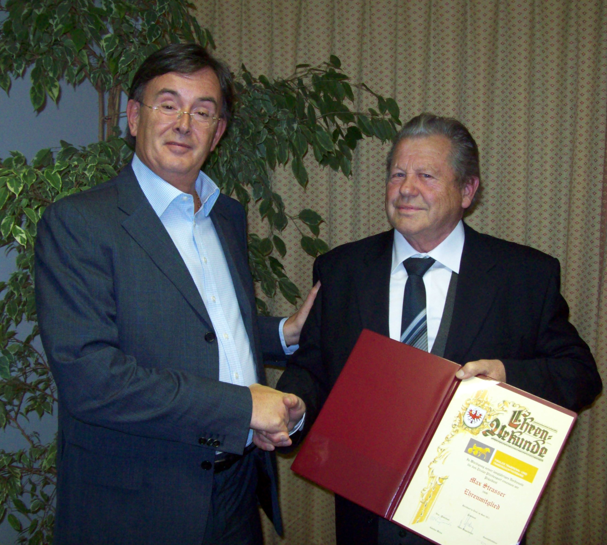 Ehrenmitgliedschaft für Max Strasser aus Wattens - Schwaz