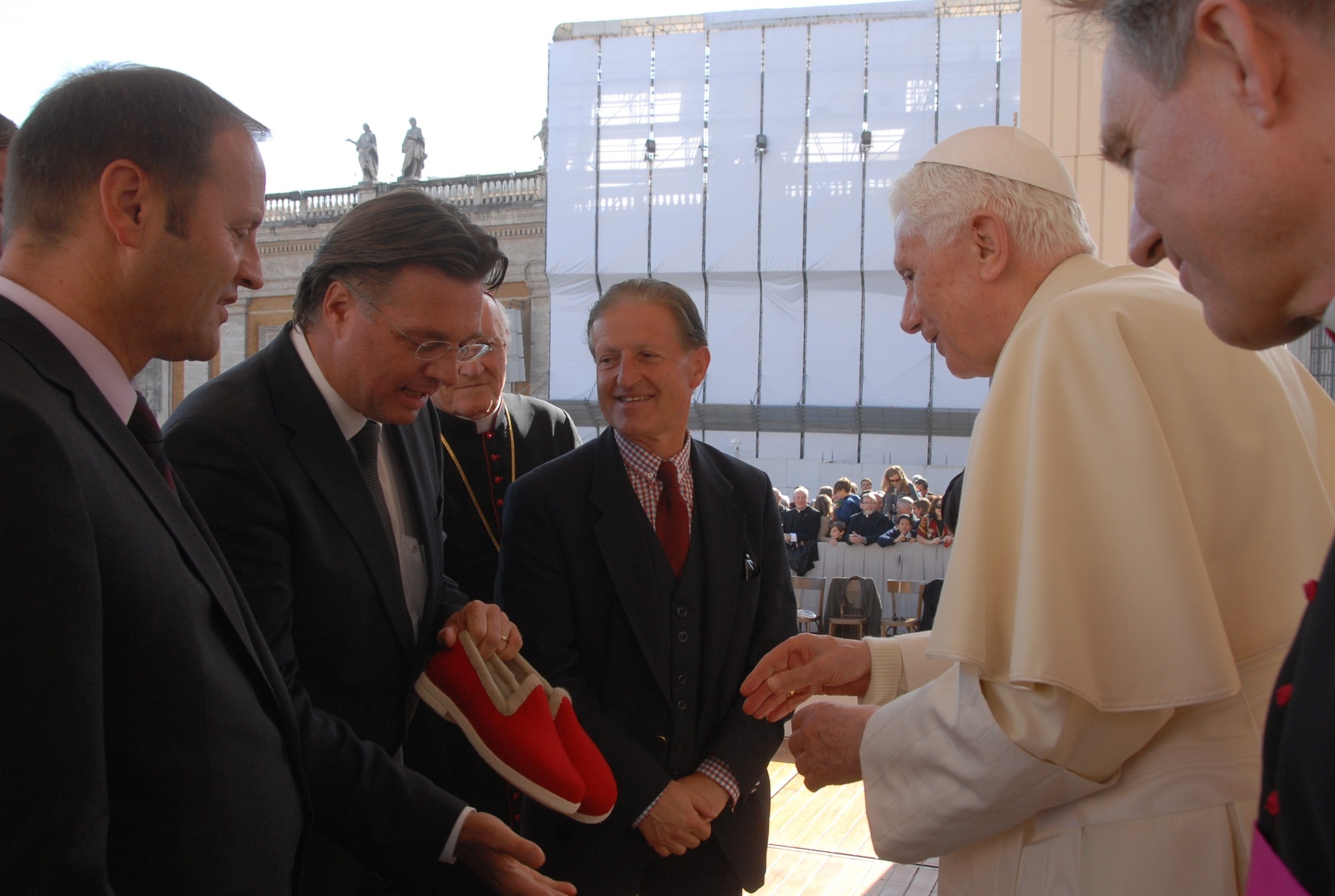 Zillertaler Doggln für Papst Benedikt XVI bei Audienz in Rom - Schwaz