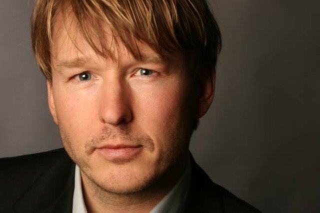 Gewinnen Sie Karten für die Österreichpremiere von Serge Falck - Wiener ...