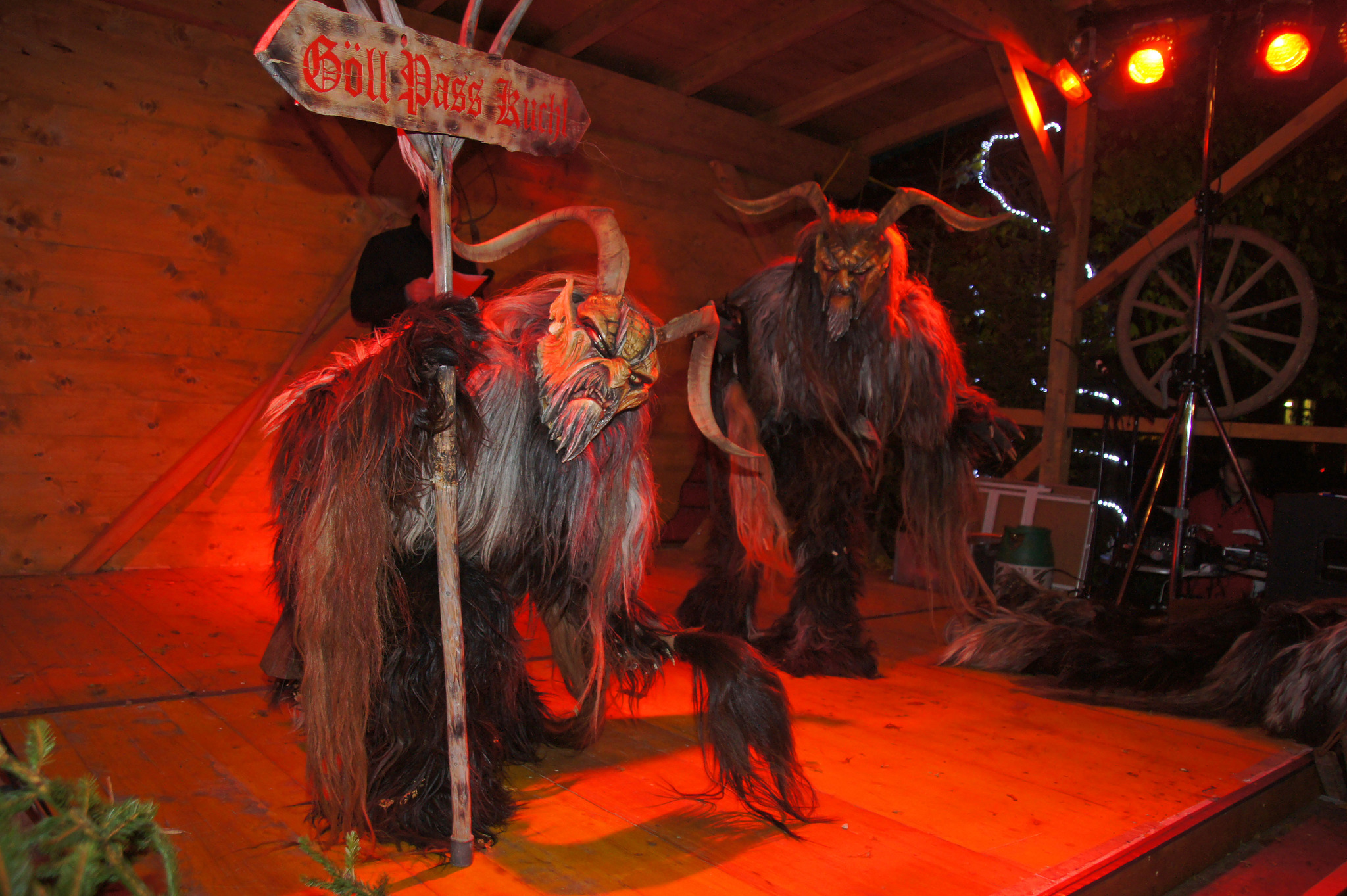 Perchten aus Salzburg in Villach! - Villach