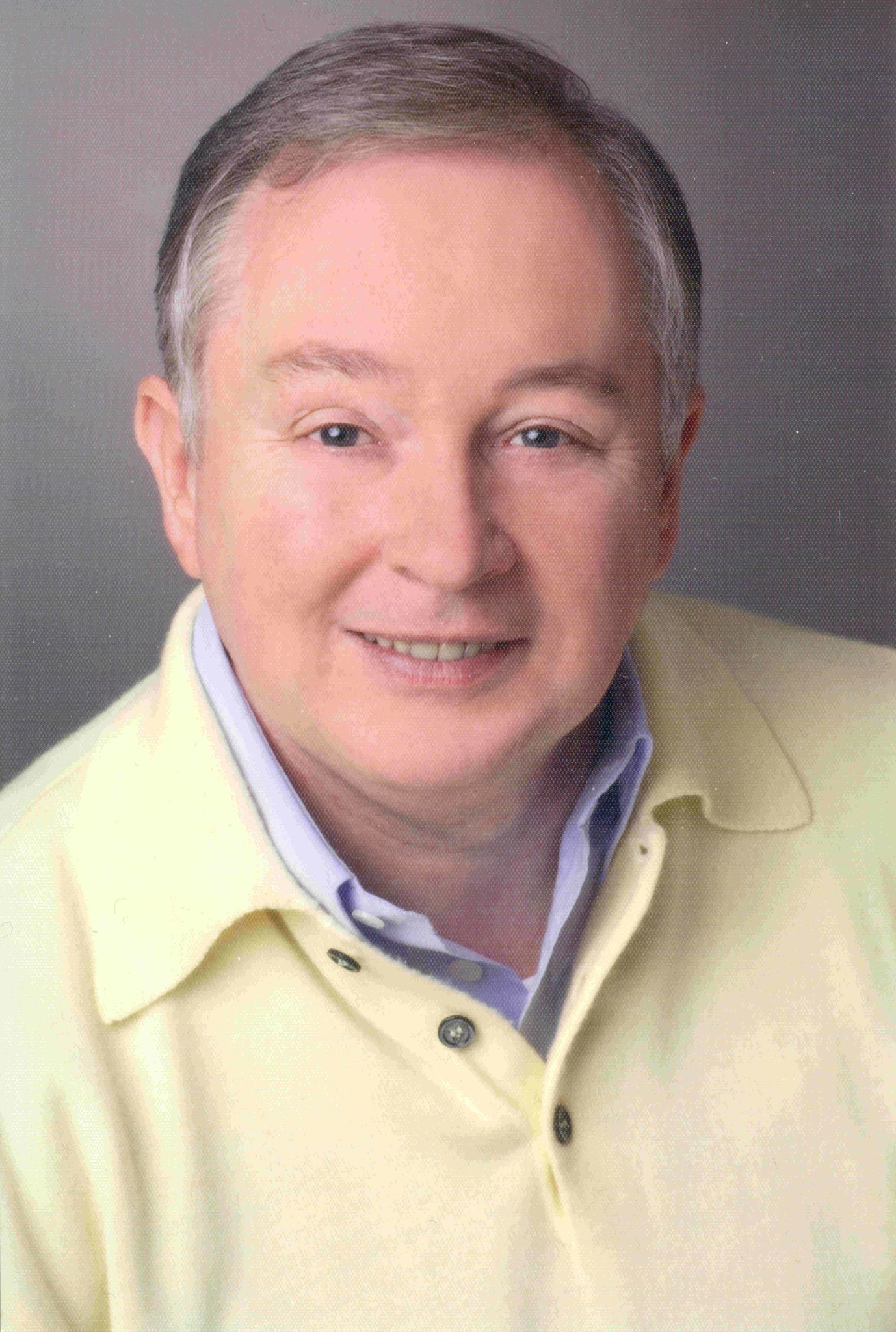 Paul Meek, kommt am 14. April 2012 nach Tulfes/Tirol. - Hall-Rum