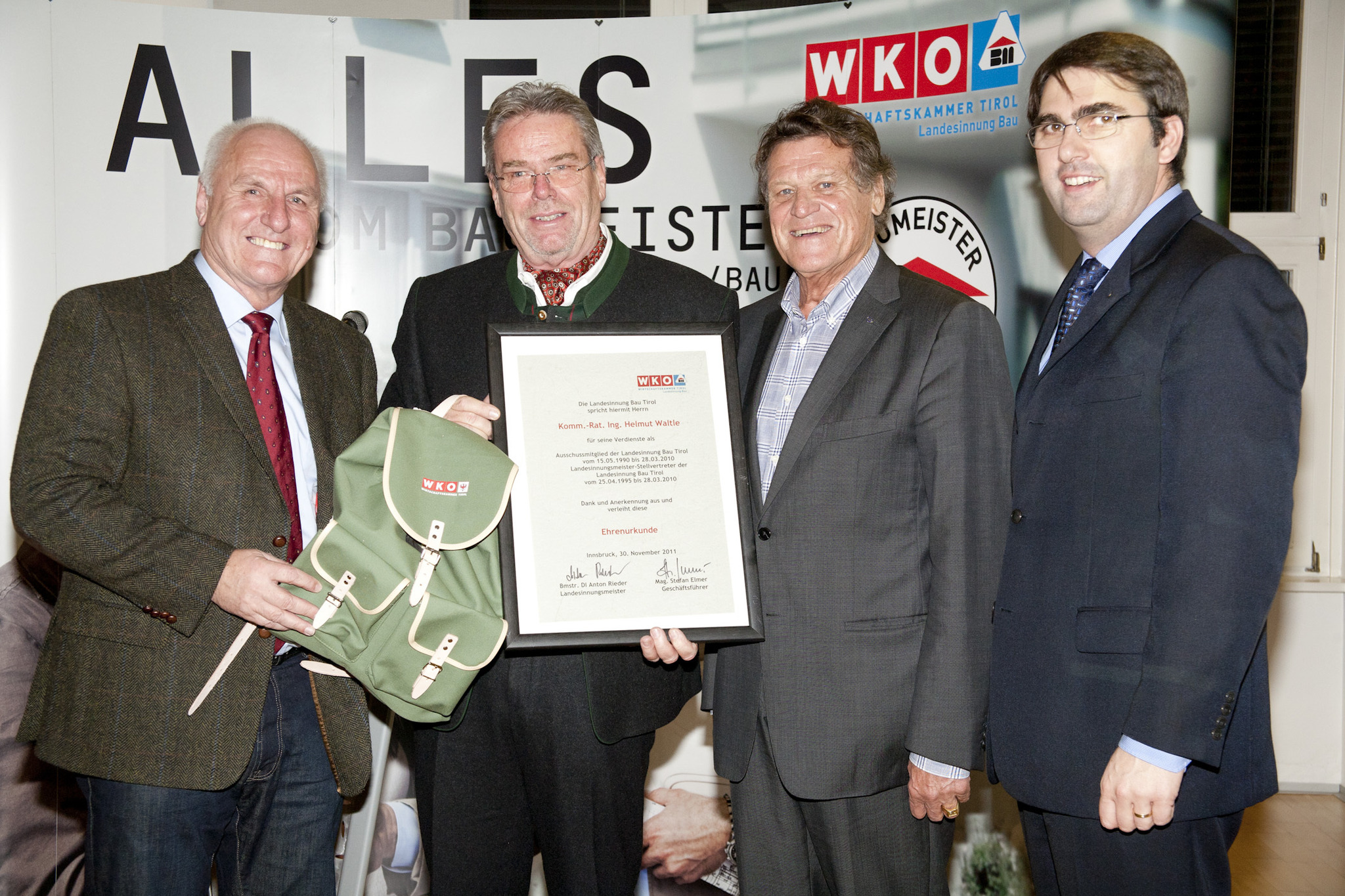 Hohe Ehrung für Helmut Waltle - Landeck