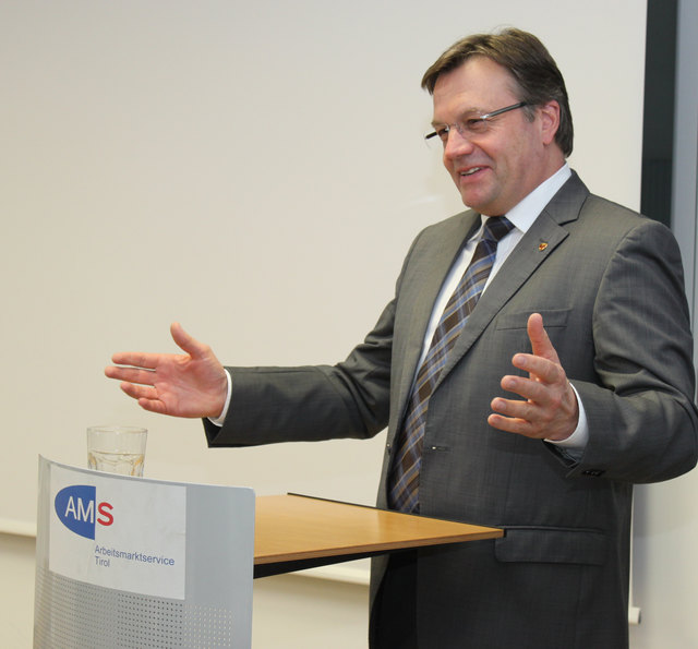 AMS Tirol eröffnet neue Landesgeschäftsstelle - Innsbruck