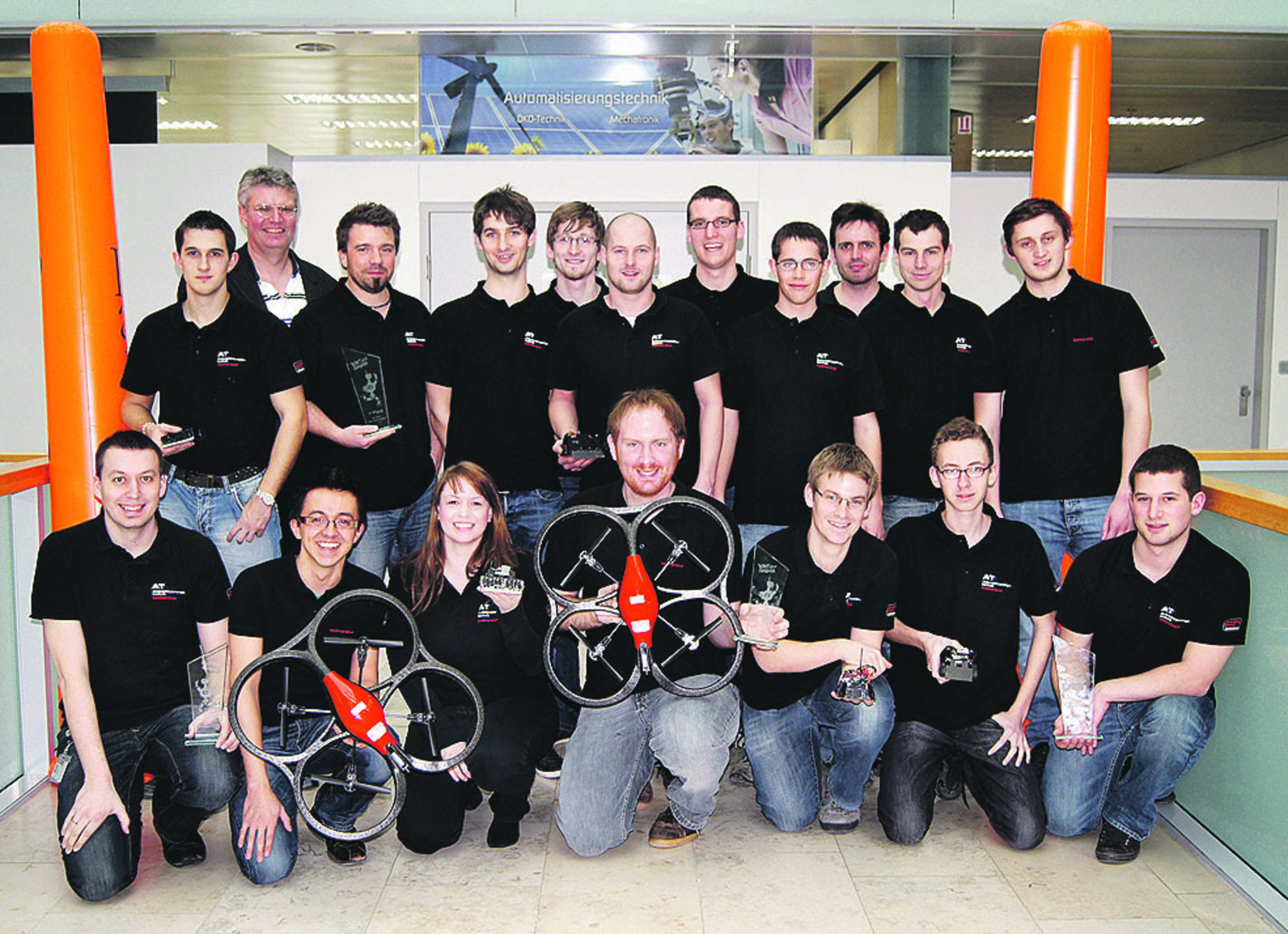 Fliegender Roboter der FH Wels gewinnt Gold - Wels & Wels Land