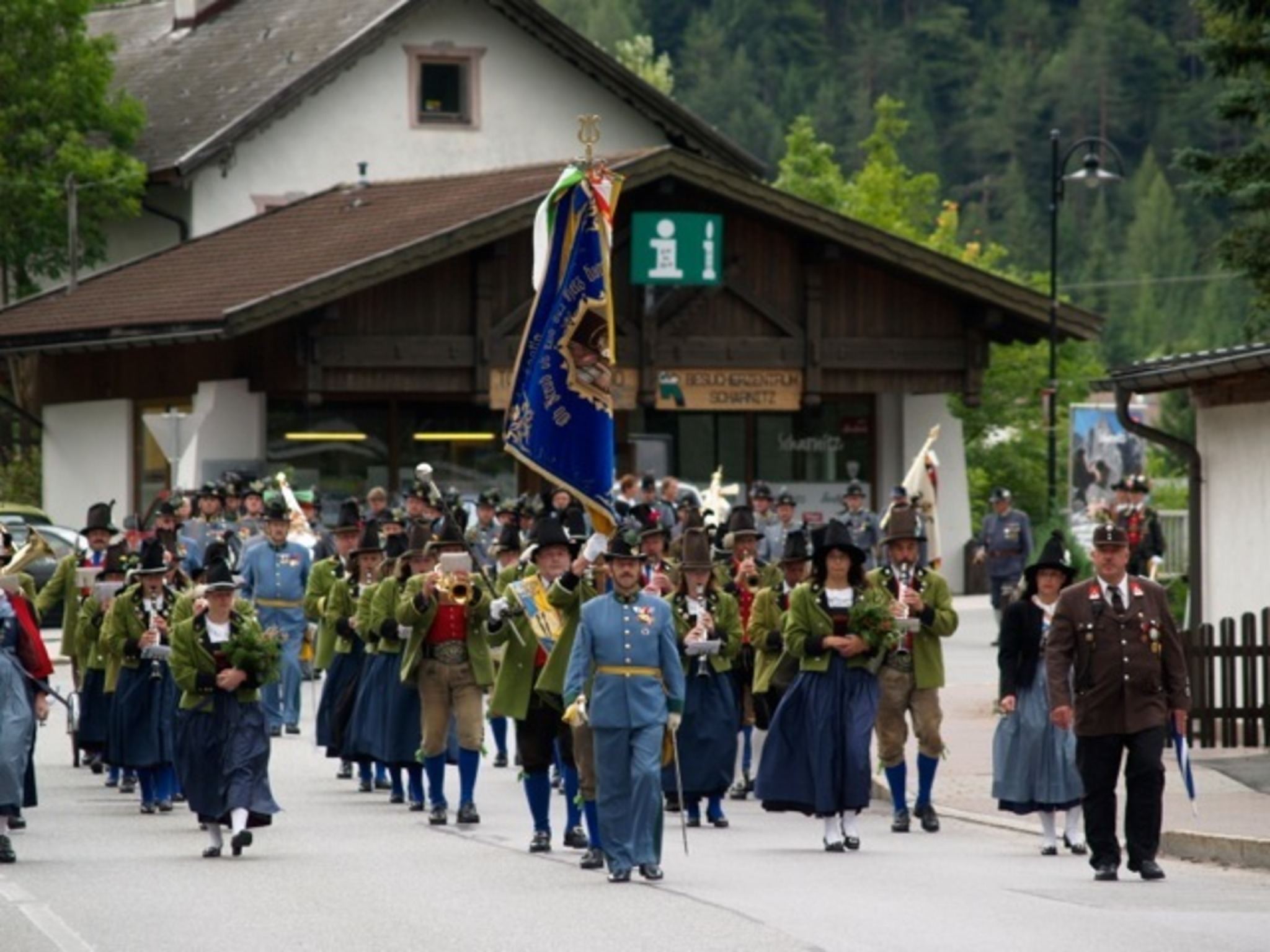 Paukenschlag nach Stille! - Telfs