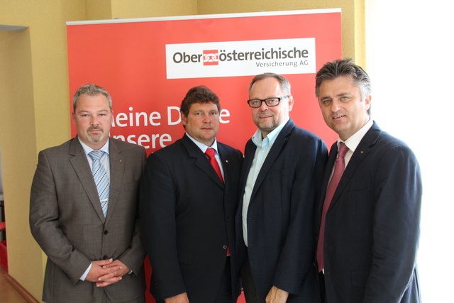 Versicherung bietet sich Jugendlichen an - Linz-Land