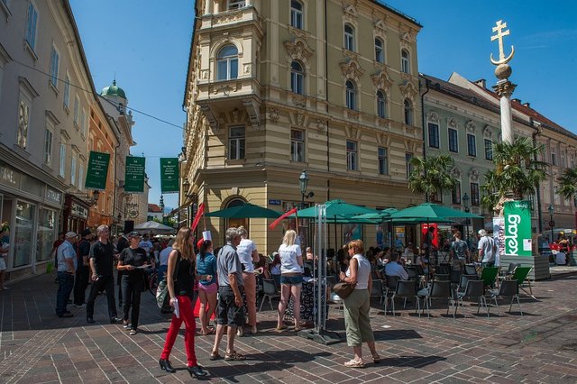 Lese Platz Klagenfurt 2012 @ Alter Platz und Dr. Arthur Lemisch Platz ...