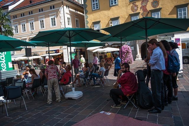 Lese Platz Klagenfurt 2012 @ Alter Platz und Dr. Arthur Lemisch Platz ...