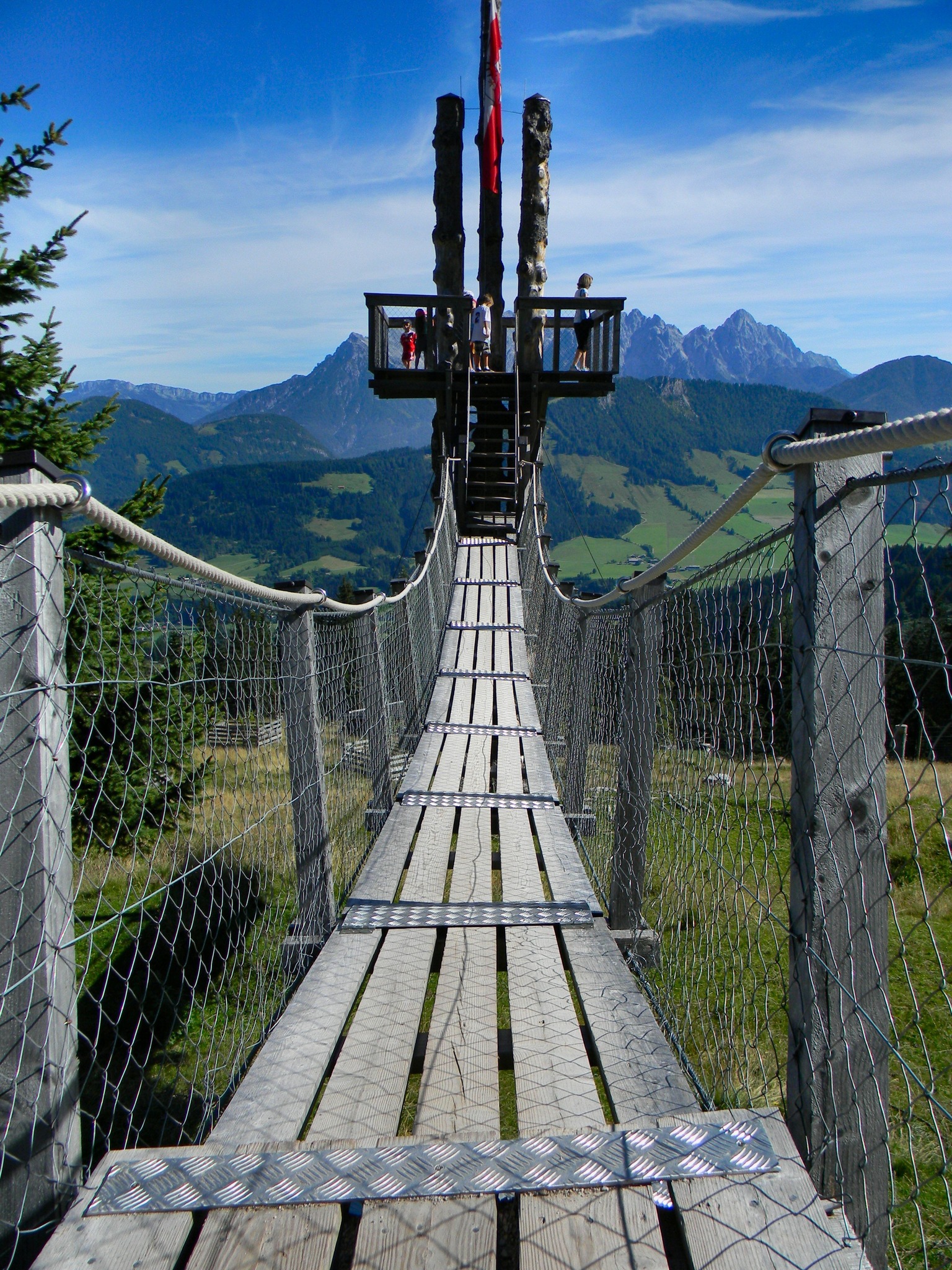 Ein erlebnisreicher Tag auf der Timok-Alm in Fieberbrunn / Video ...