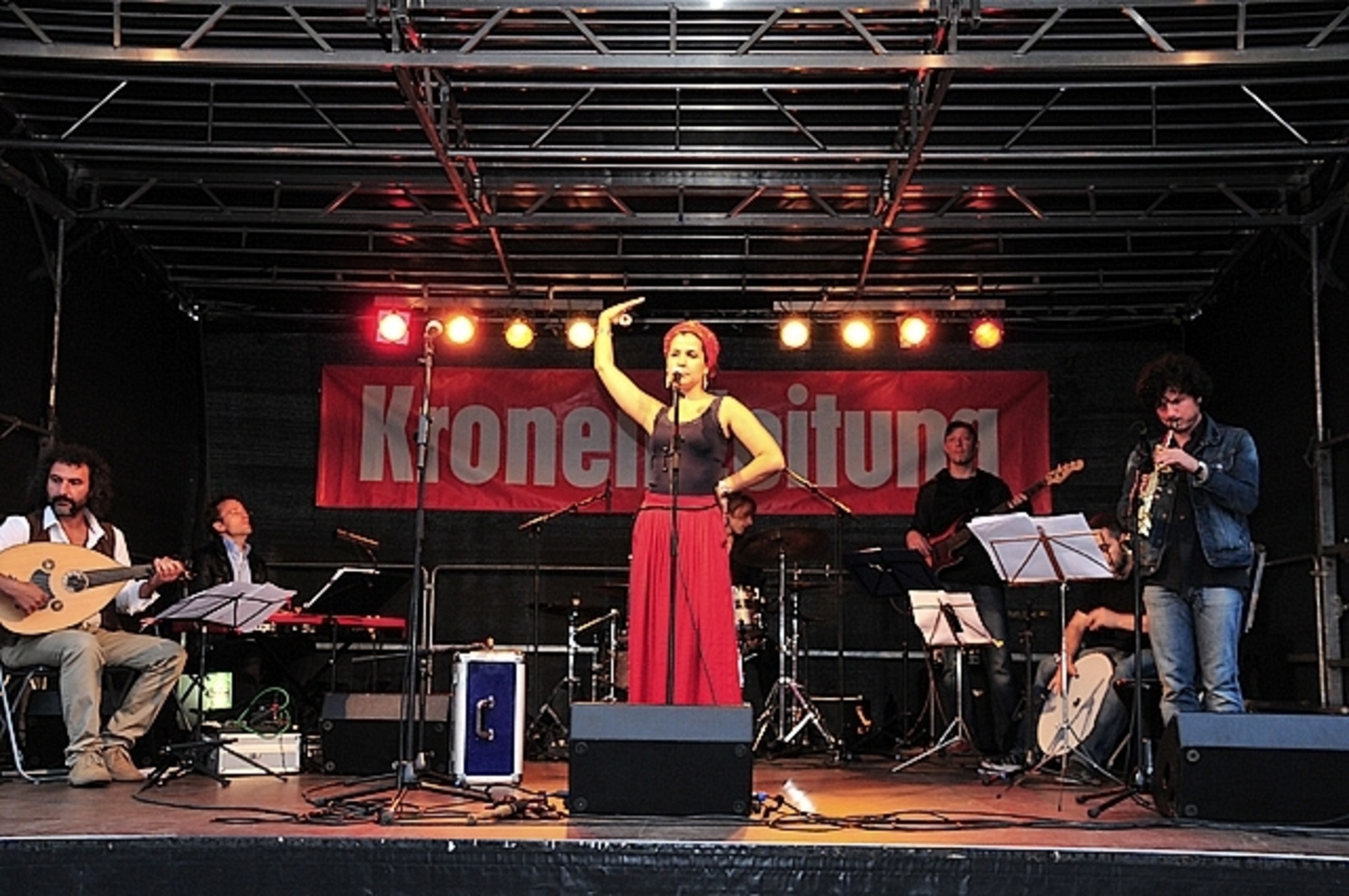 ÖZLEM BULUT BAND - Graz