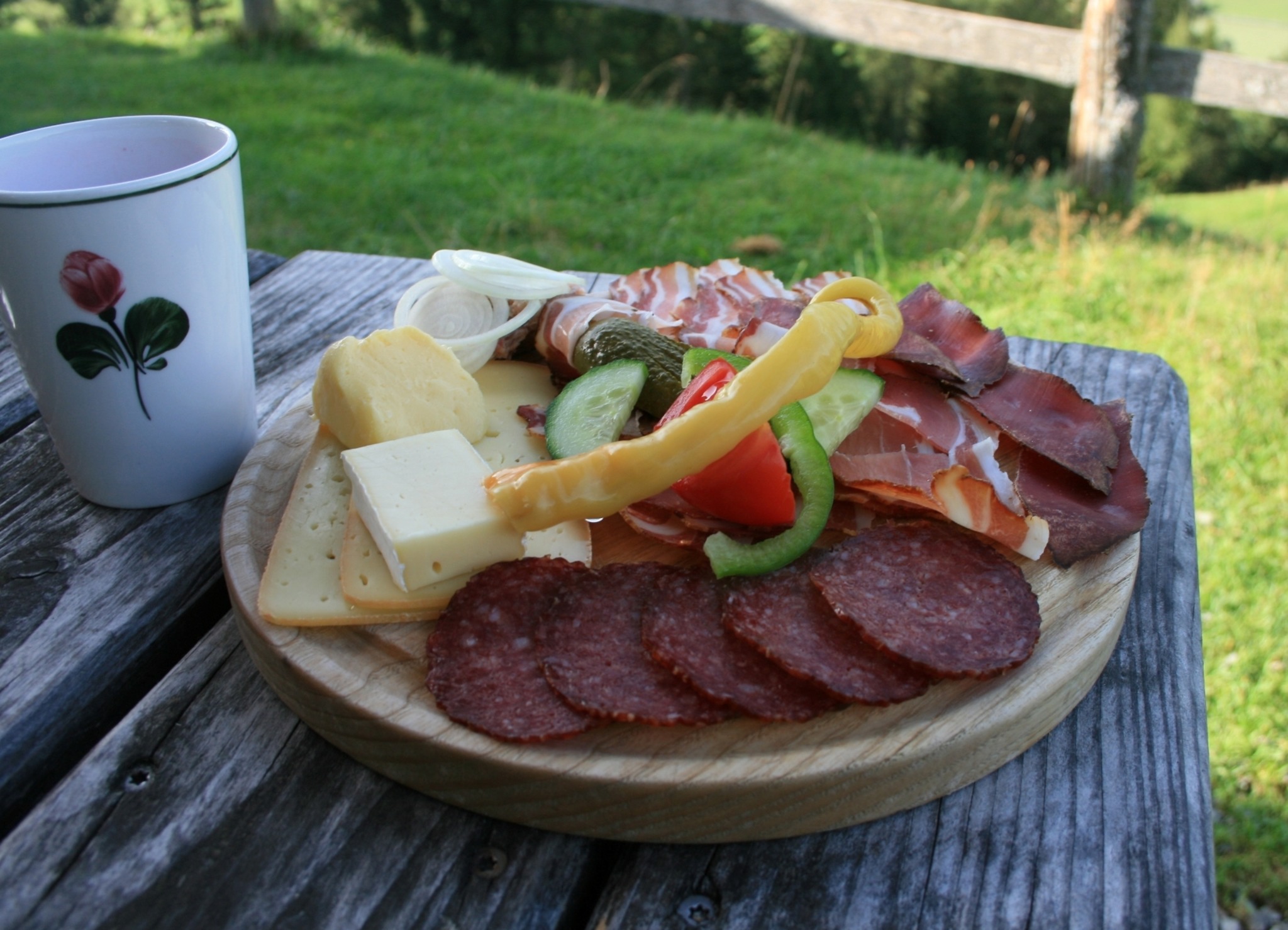 A Brettljause und a Buttermilch ..... - Pinzgau