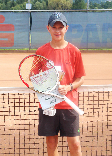Daniel Hofbauer holt sich doppelten Landesmeistertitel im Tennis - Graz ...