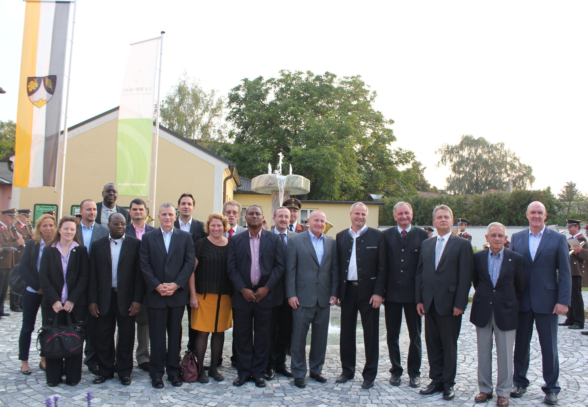 UNO Sicherheitschef zu Besuch in Enzersfeld - Korneuburg