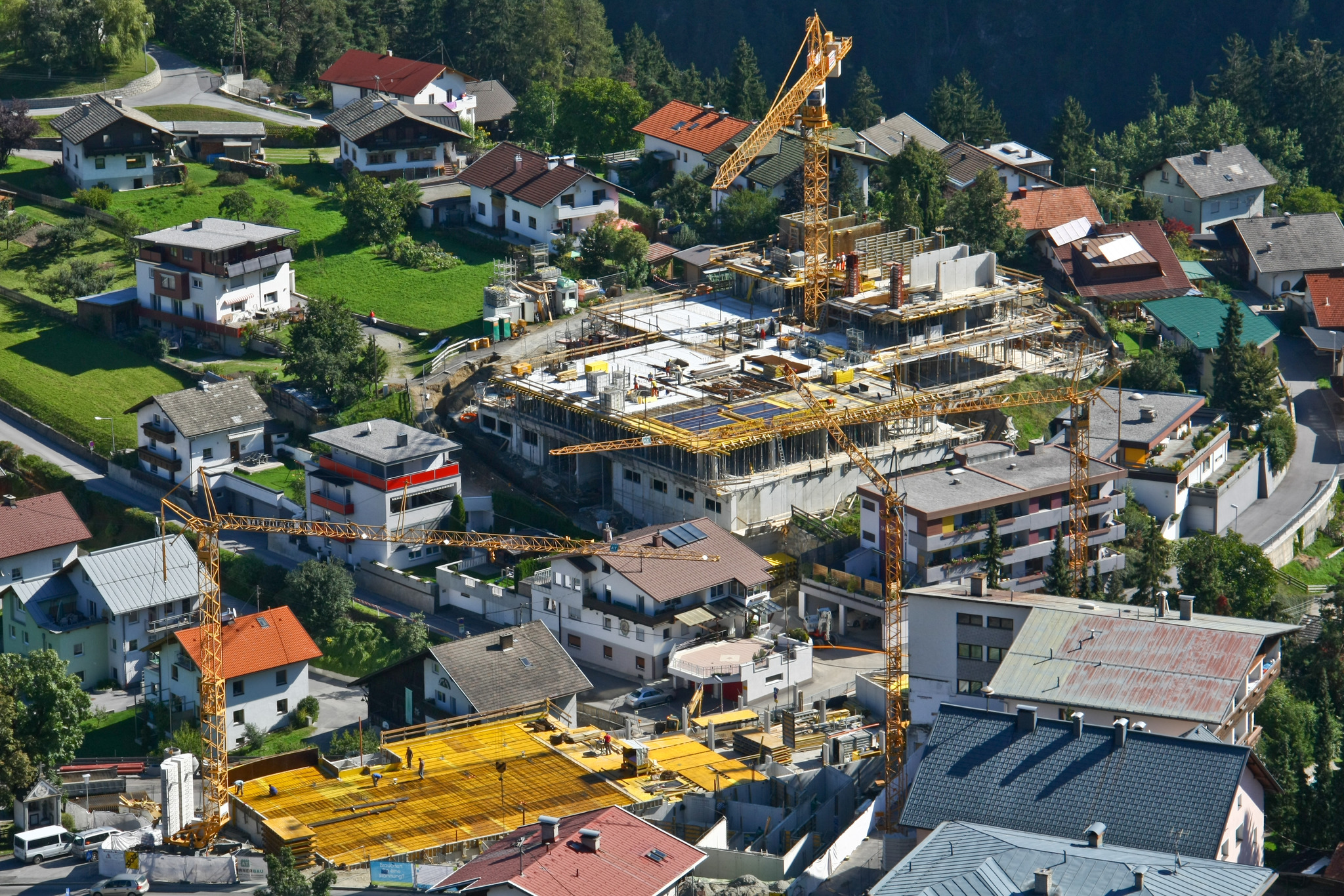 Bauwirtschaft - Hochkonjunktur in Arzl im Pitztal - Imst