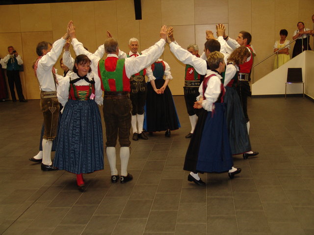 Volkstanzkurse in Tirol wieder hoch im Kurs - Schwaz