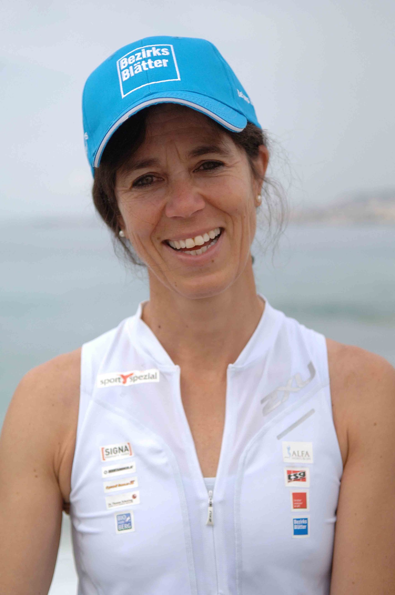 Unsere Heidi auf Hawaii: Alle mal Daumen drücken! - Hall-Rum