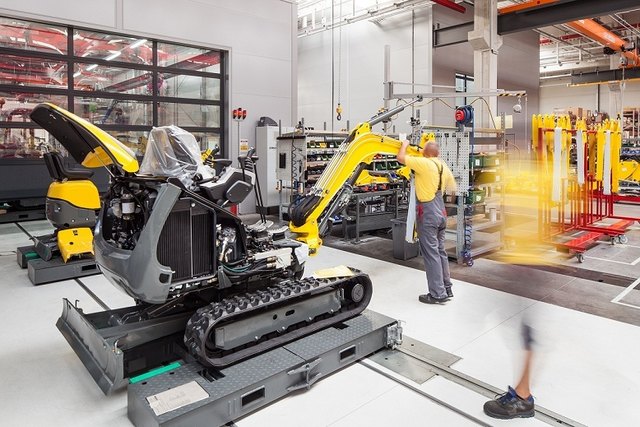Wacker Neuson eröffnet neues Kompaktmaschinenwerk mit großem Festakt ...