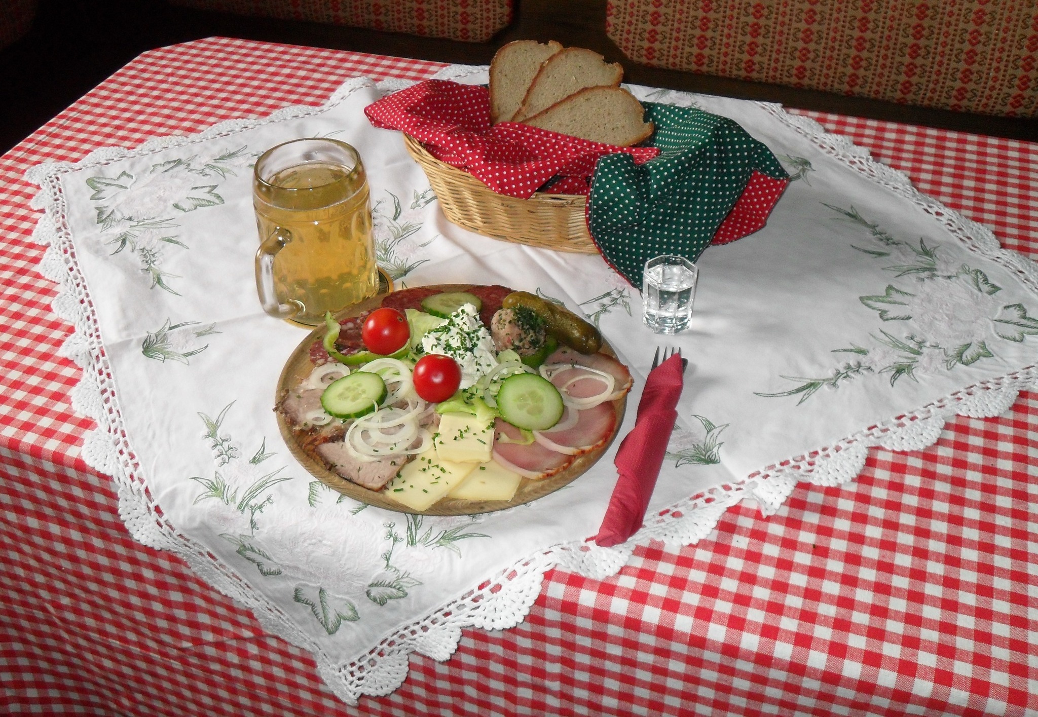 Direktvermarkter laden zur 3. Bauernjause am Nationalfeiertag - Kirchdorf