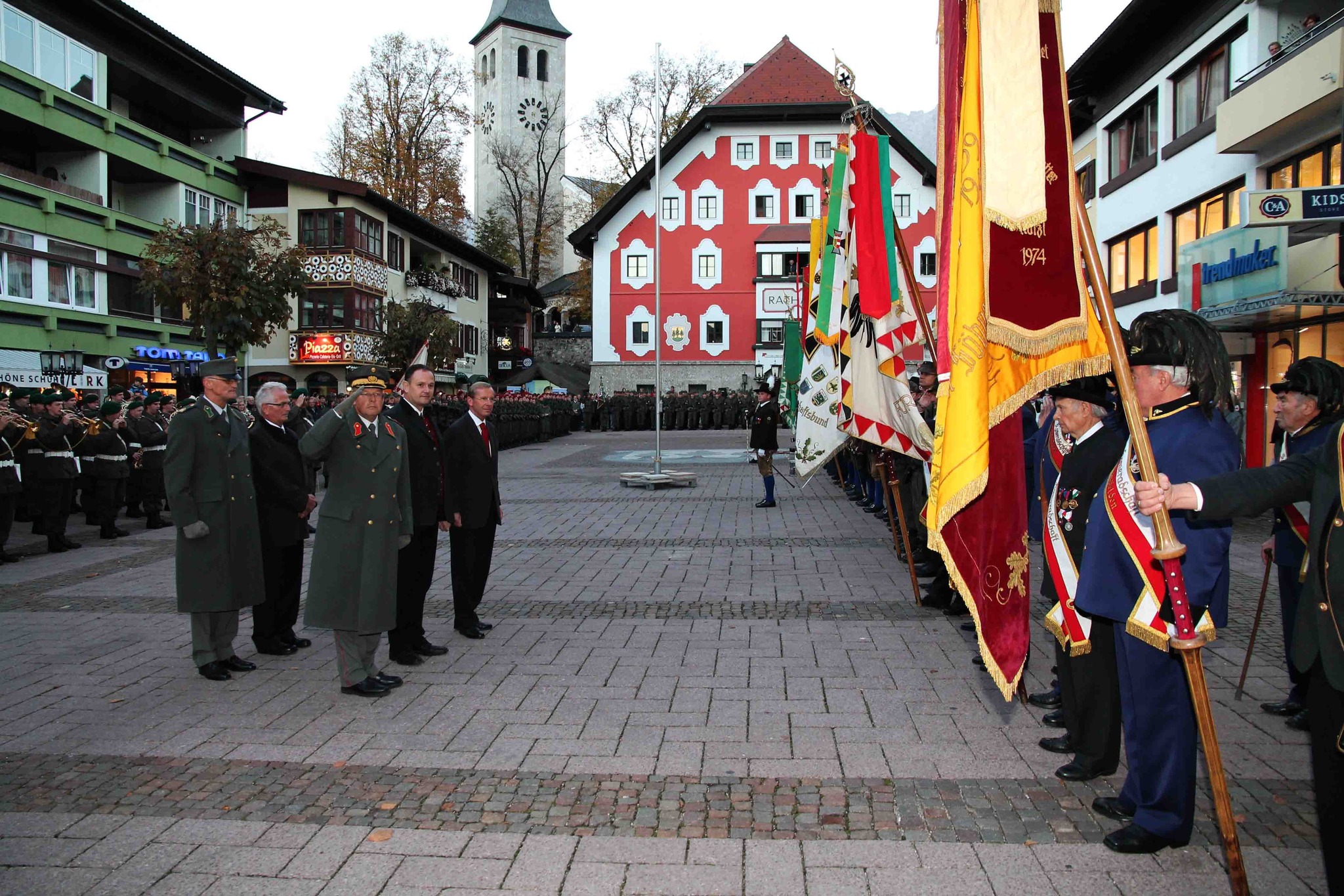 Feierliche Angelobung Von 160 Rekruten In Saalfelden Lungau Feierliche Angelobung Von 160 Rekruten In Saalfelden Lungau