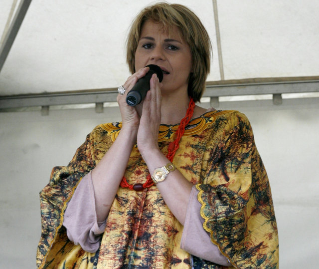 Eva Maria Marold, Gerald Gradwohl und der GHANA MINSTREL CHOIR beim ...