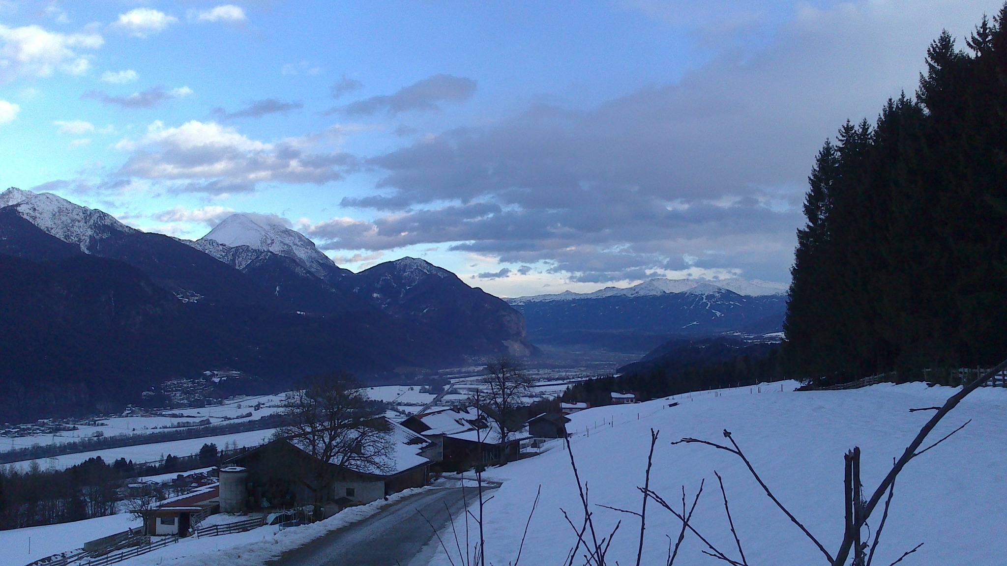 Ein Blick Richtung Zirl-Innsbruck - Telfs