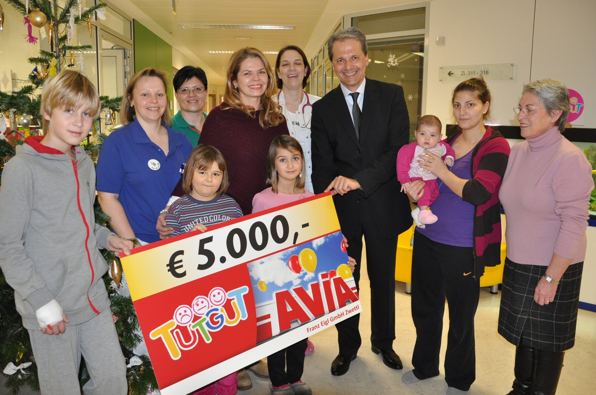 AVIA-Eigl spendet für schwerkranke Kinder - Zwettl