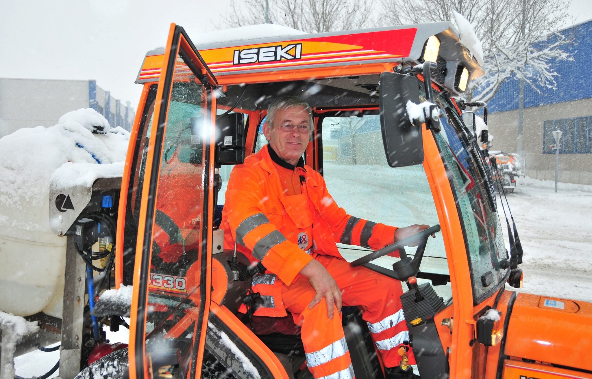 MA 48 Heros voll im Wintereinsatz - Simmering