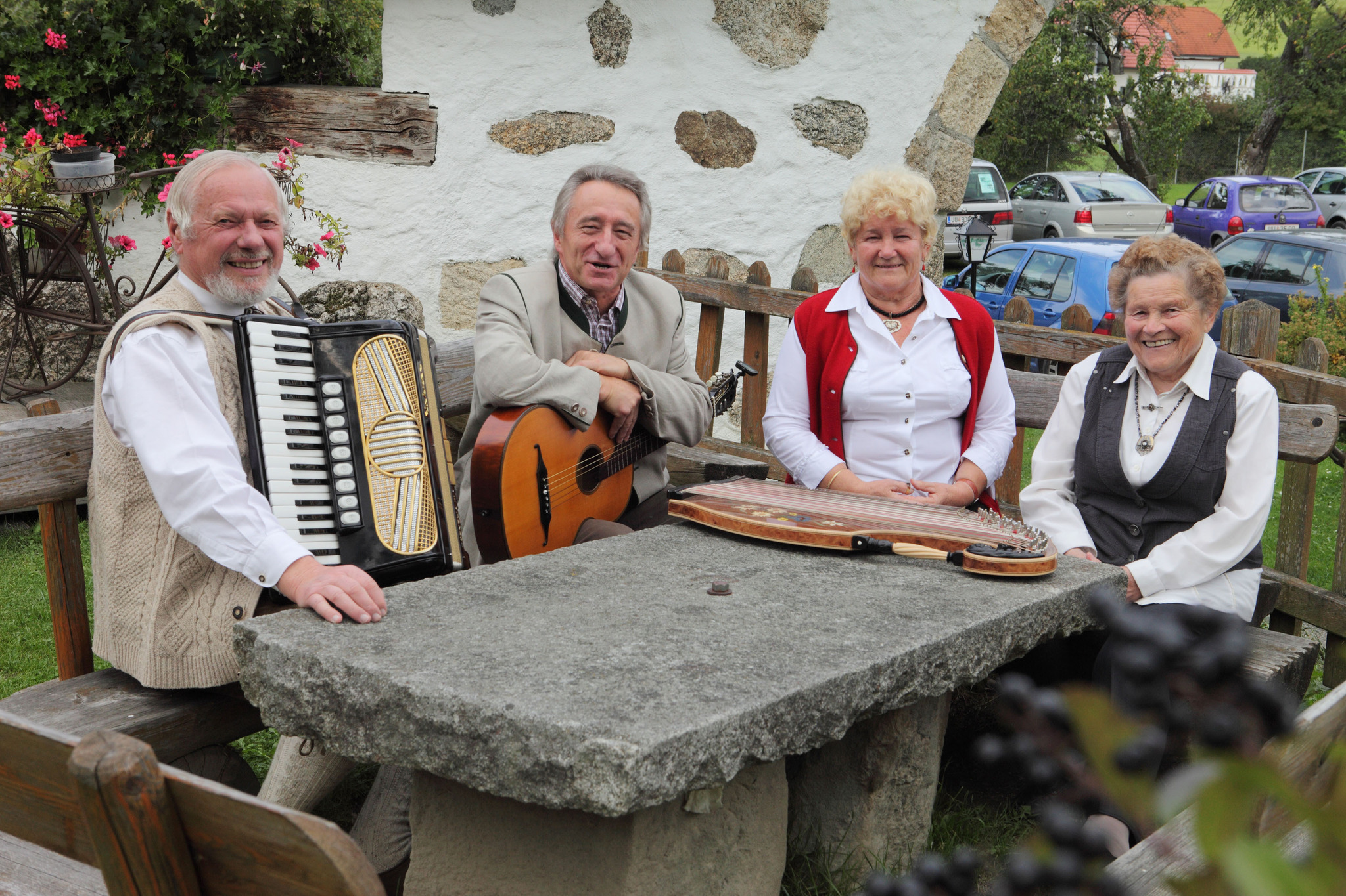 Wer täglich singt, dass alles schallt, wird 99 Jahre alt - Urfahr-Umgebung