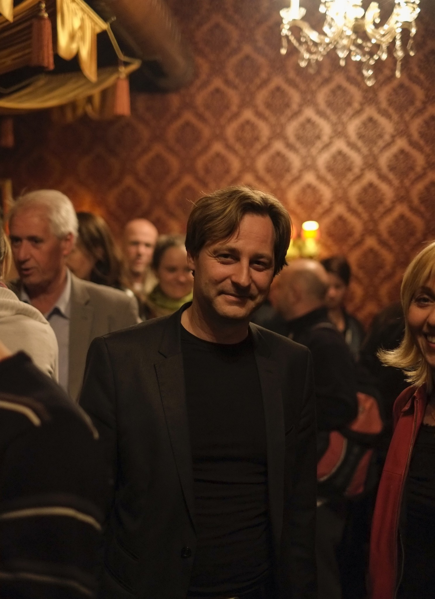 Facebook-Roman setzt Zeichen für Österreichs LeserInnen - Döbling