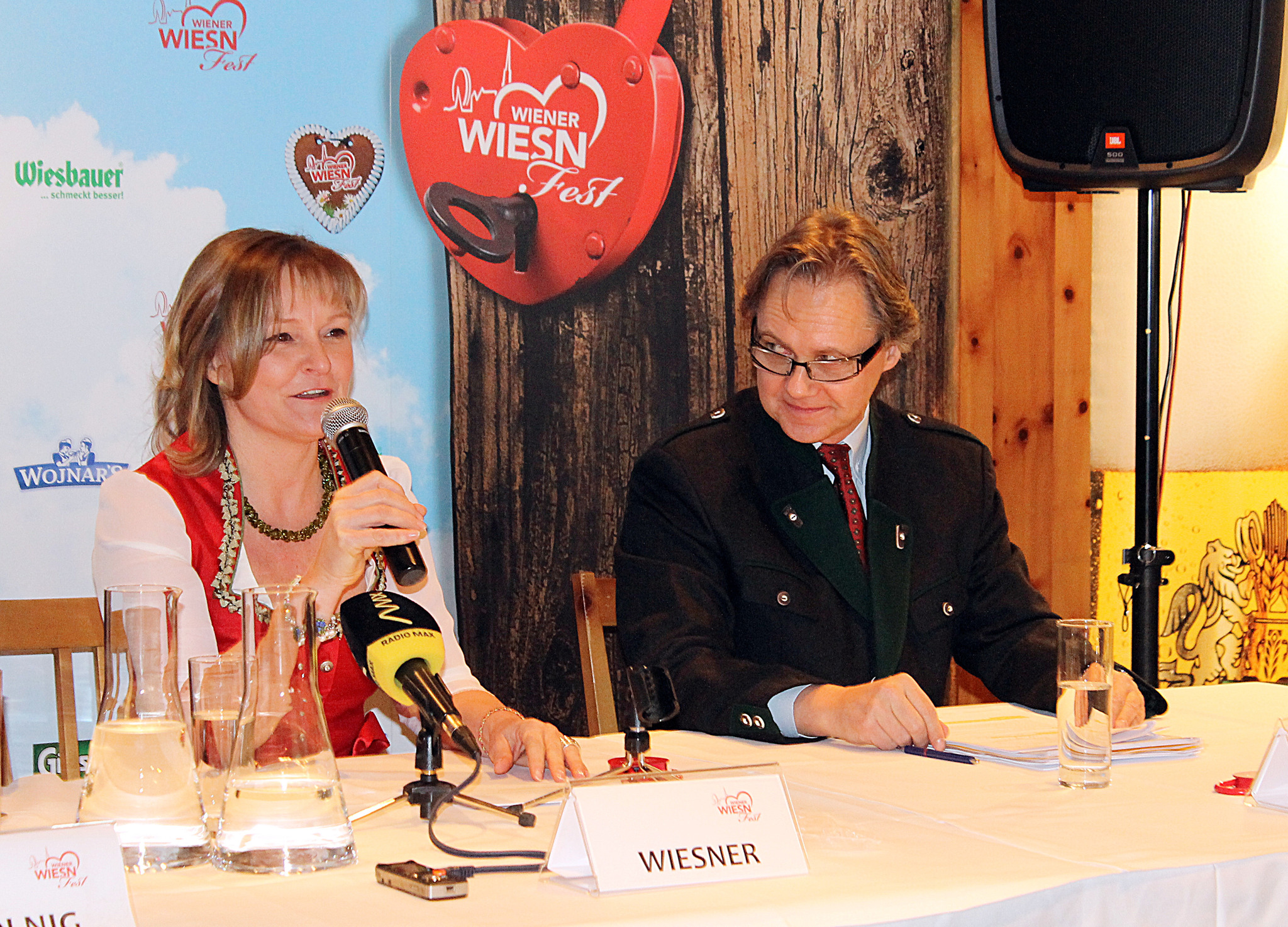 Wiener Wiesn-Fest 2013: 18 Tage lang beste Stimmung in drei Festzelten ...