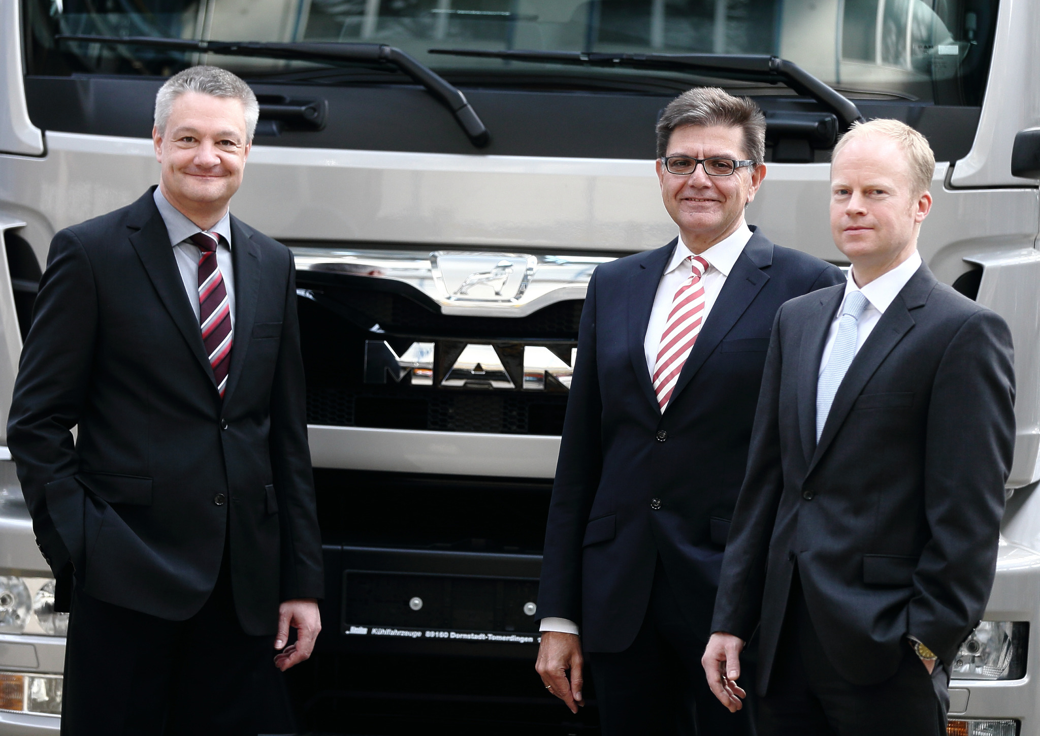 MAN Steyr bleibt verlässlicher Arbeitgeber - Steyr & Steyr Land