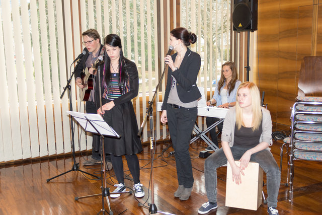 Vom Schulalltag ins Praxisabenteuer - Projektpräsentation der HLW, HAS ...