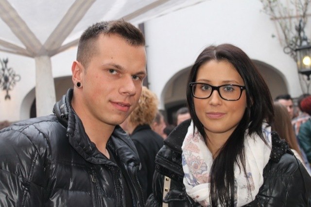 Benefizkabarett: Alex Kristan, ein Auto und Lachstürme ohne Ende ...