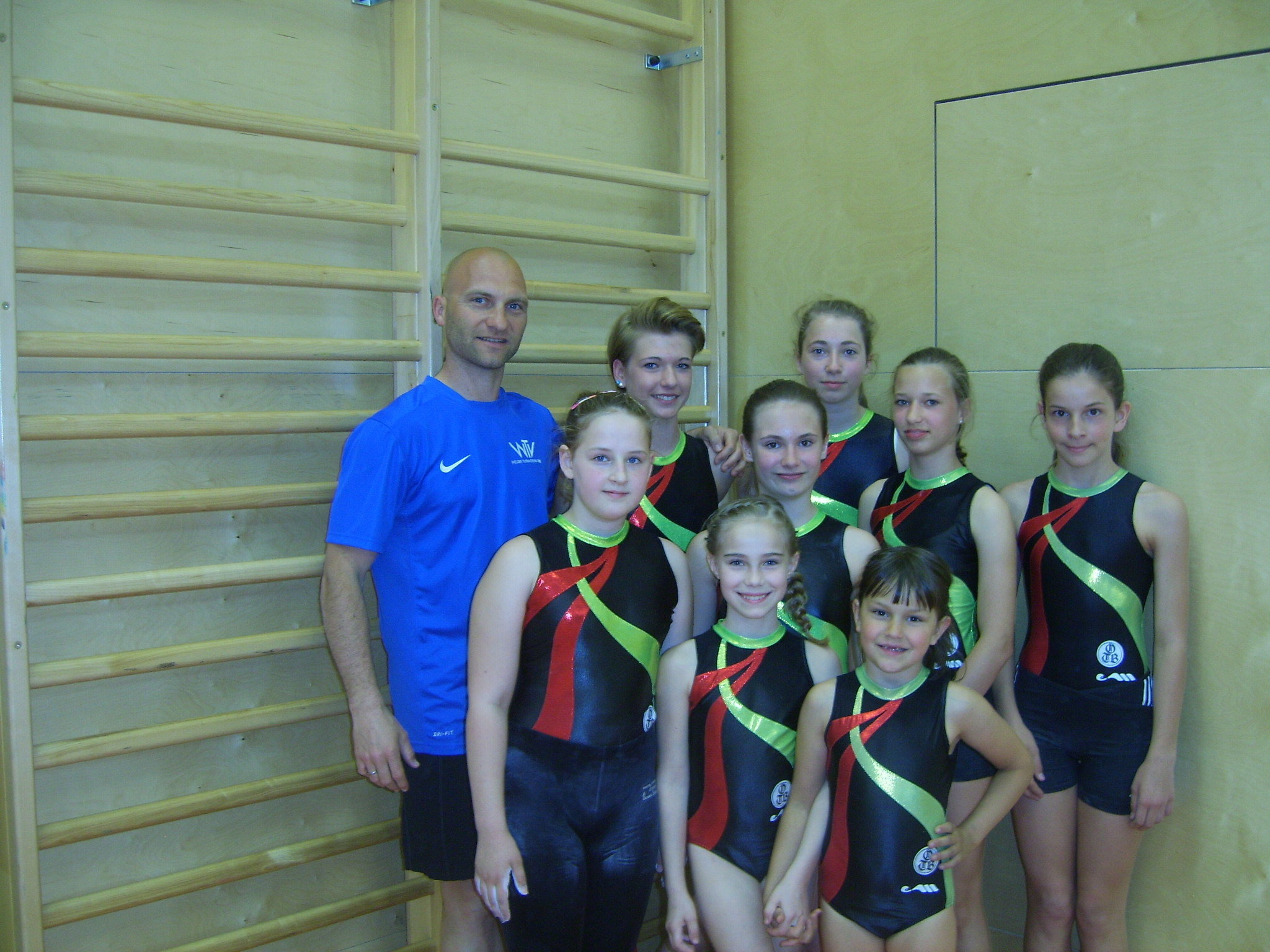 Turn 10 und Kunstturnen: Landesmeisterschaften am 4. und 5. Mai in der Kunstturnhalle des Welser ...