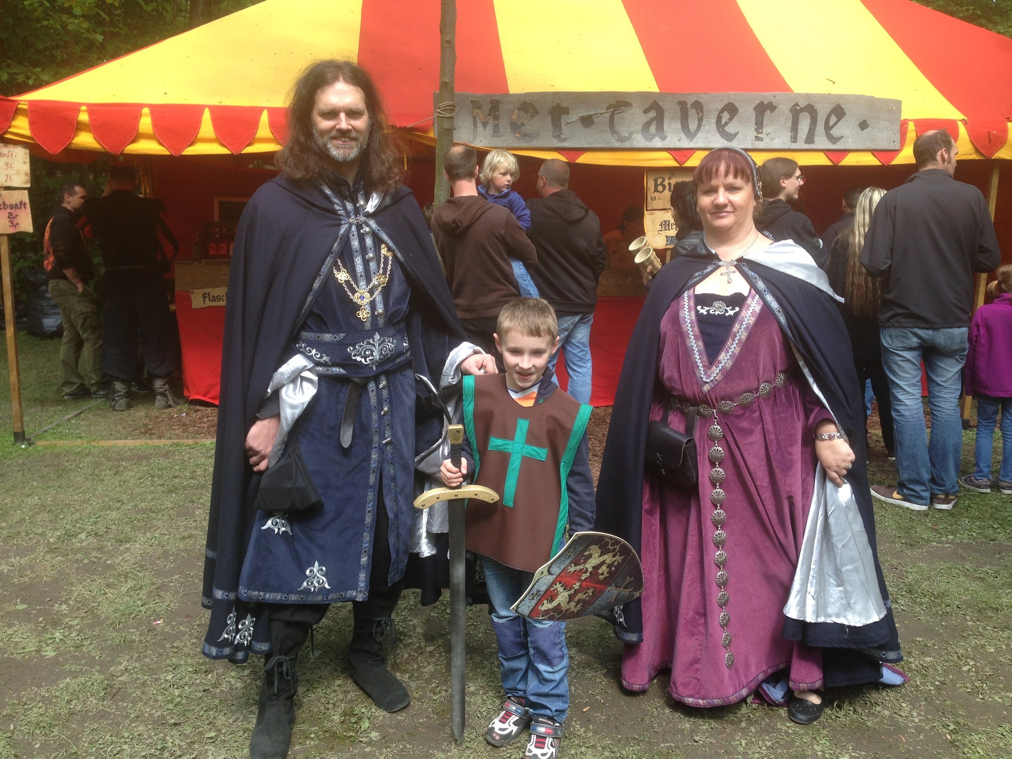 ECHTE RITTER ROSTEN NICHT – DIE GROSSE TERNITZER REGENSCHLACHT ...