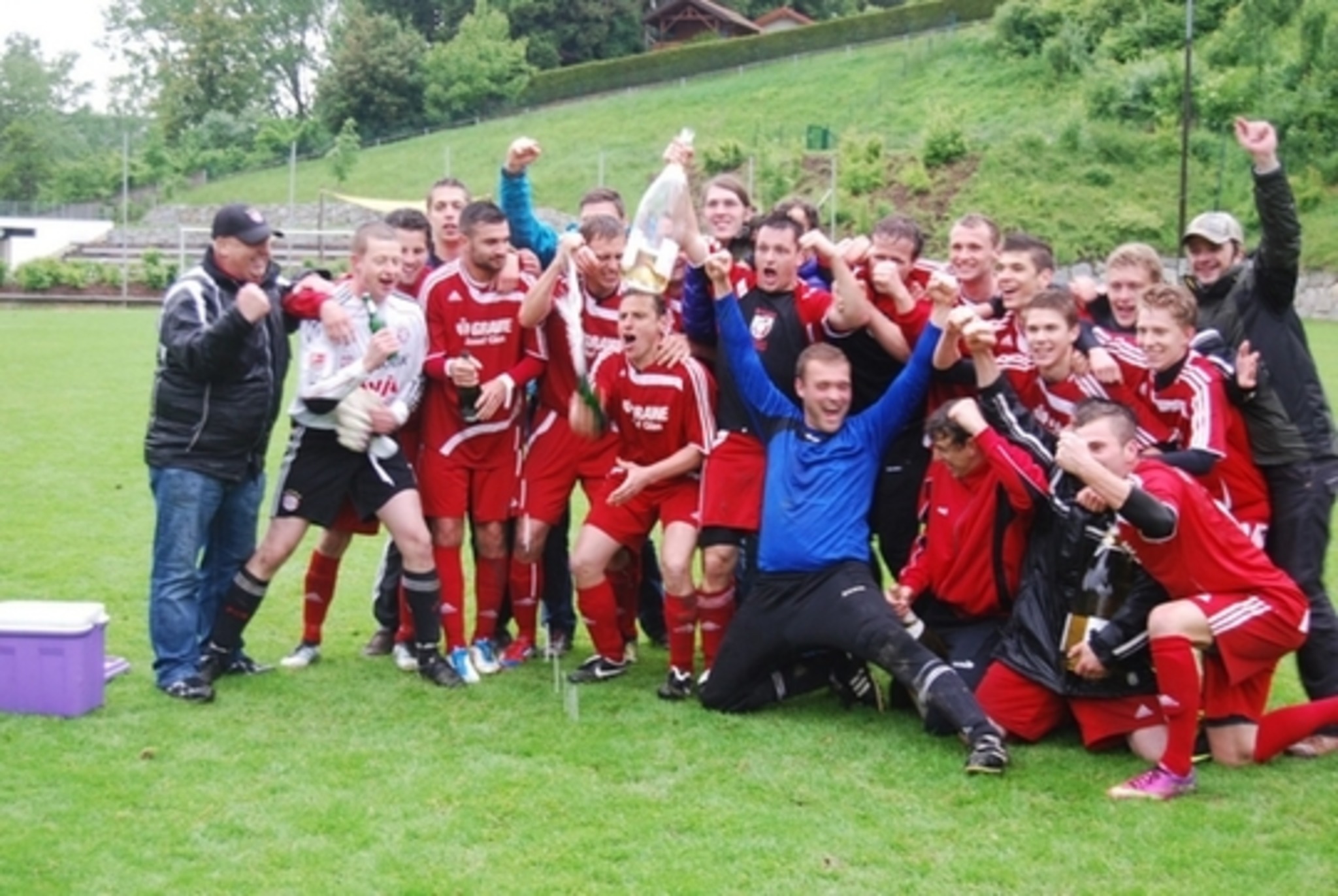 Taufkirchen fixiert Meistertitel mit einem 9:0 Erfolg!! - Schärding
