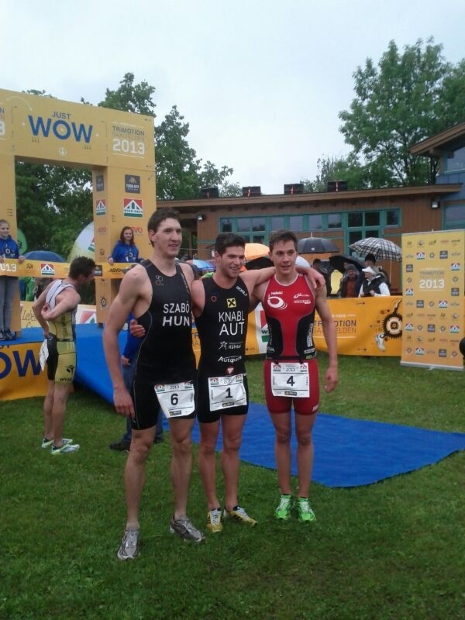 Luis Knabl gewinnt in Saalfelden - Telfs