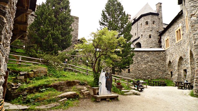 Burg Finstergrün in Ramingstein / Lungau - St. Veit