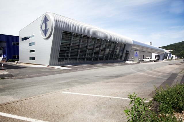 Ke Kelit eröffnet neue Gebäude - Linz